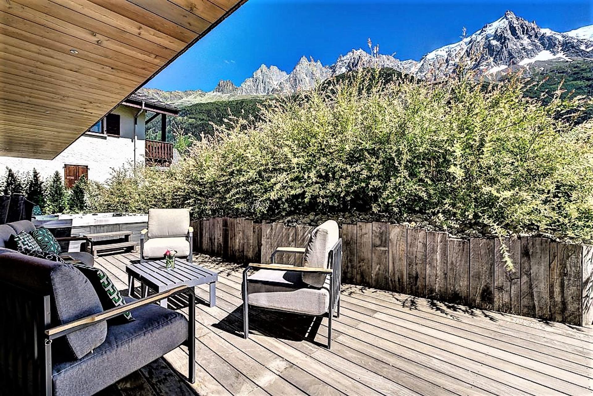 Property CHALET AUTHENTIQUE | Grand Properties Collection