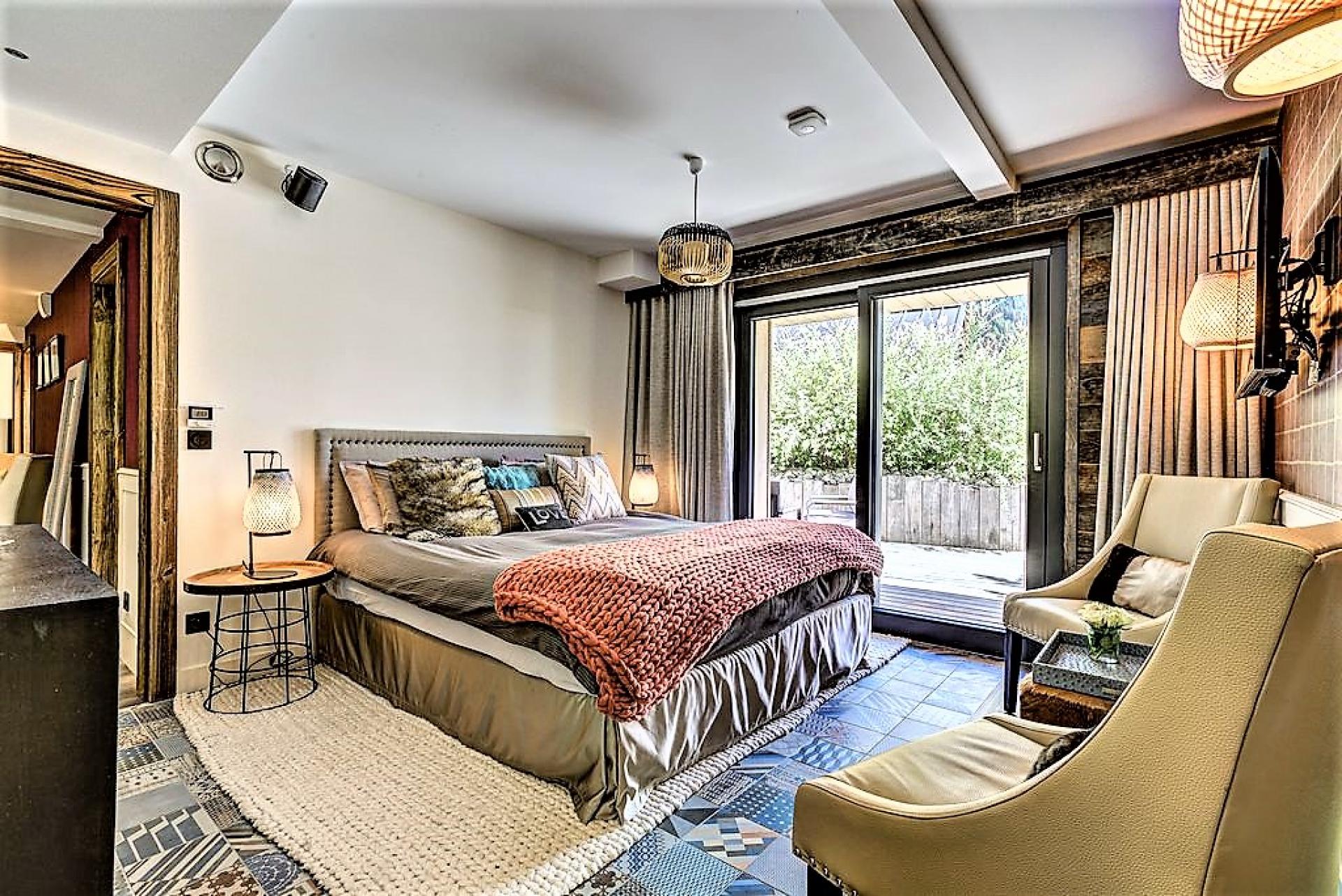 Property CHALET AUTHENTIQUE | Grand Properties Collection